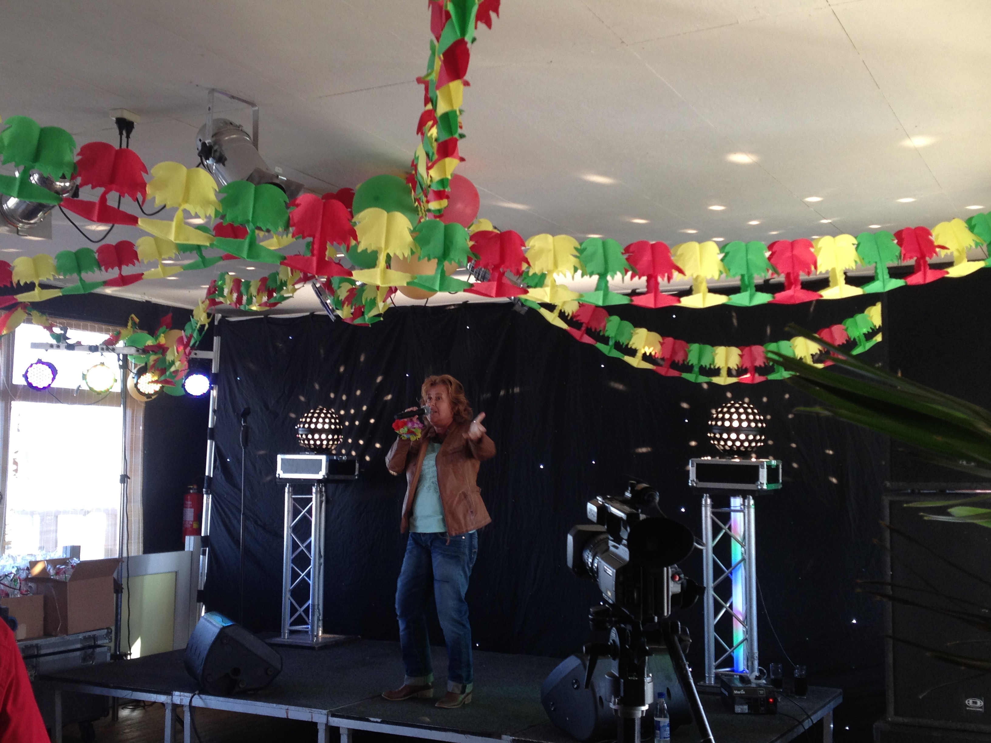 Wendy Molee EntertainmentGezellige zondagmiddag bij Mike Daane - Wendy ...